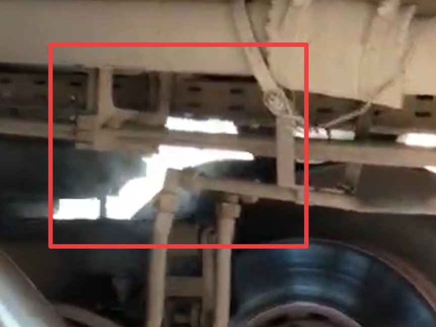 Gomti Express Technical Glitch | Aligarh Station 10 Min Halt