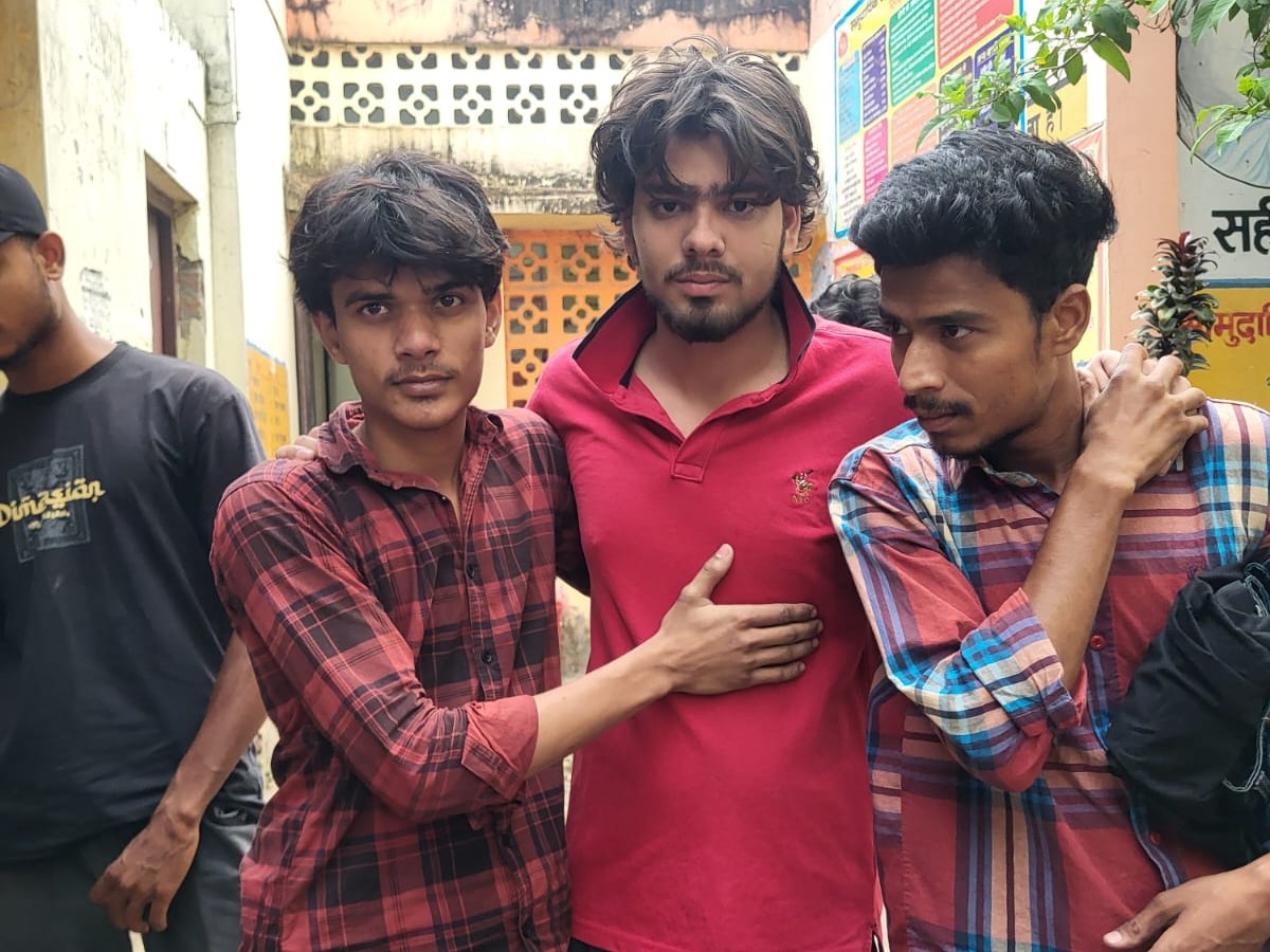 Bijnor Water Park Fight Leads to Stabbing Attack | Youth Attacked