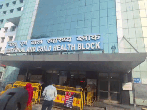 Delhi GTB Hospital Baby Kidnap Case | Woman Arrested