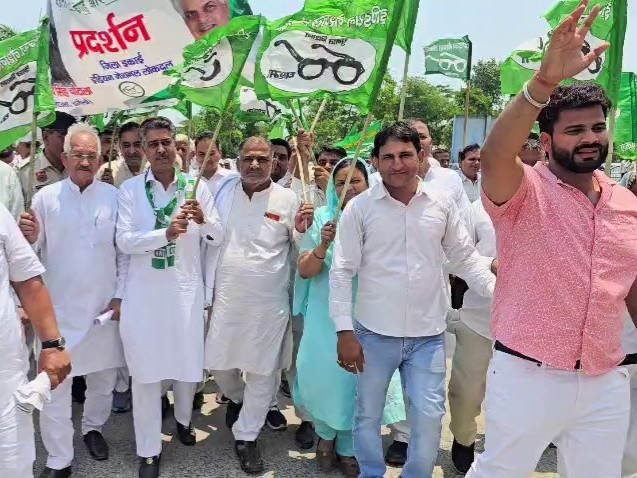 Palwal INLD Protest: Inflation & Unemployment Rage | Aditya Chautala