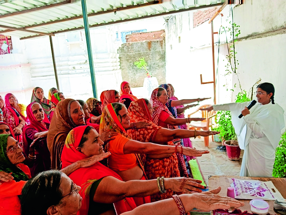 Women pledge to live a healthy life