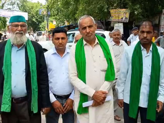 Bareilly BKU Protest: Loan Fraud, Payment Issues & Fertilizer Distribution