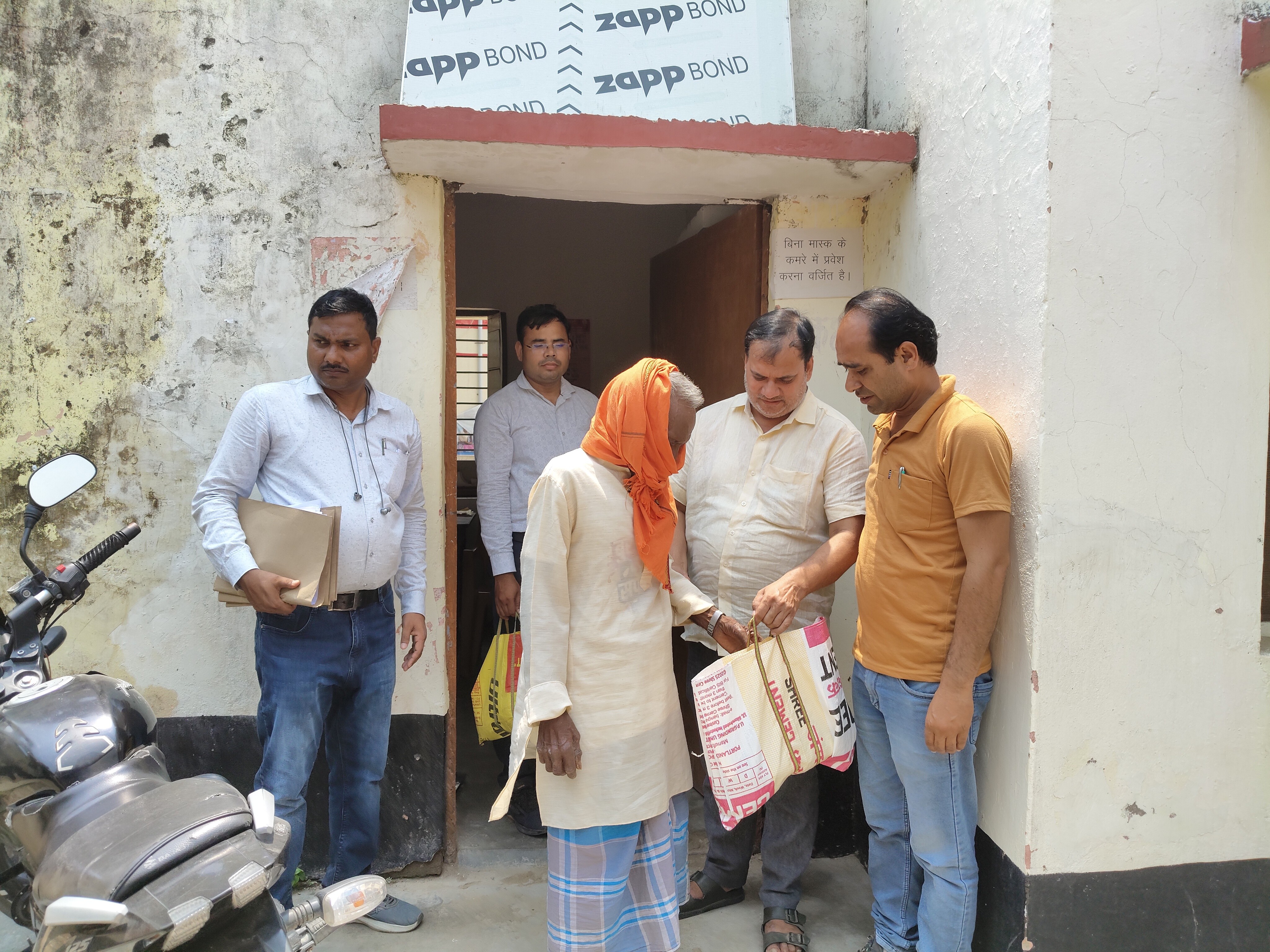 Bhatpar Rani Health Center Distributes Nutrition Kits to TB Patients ...