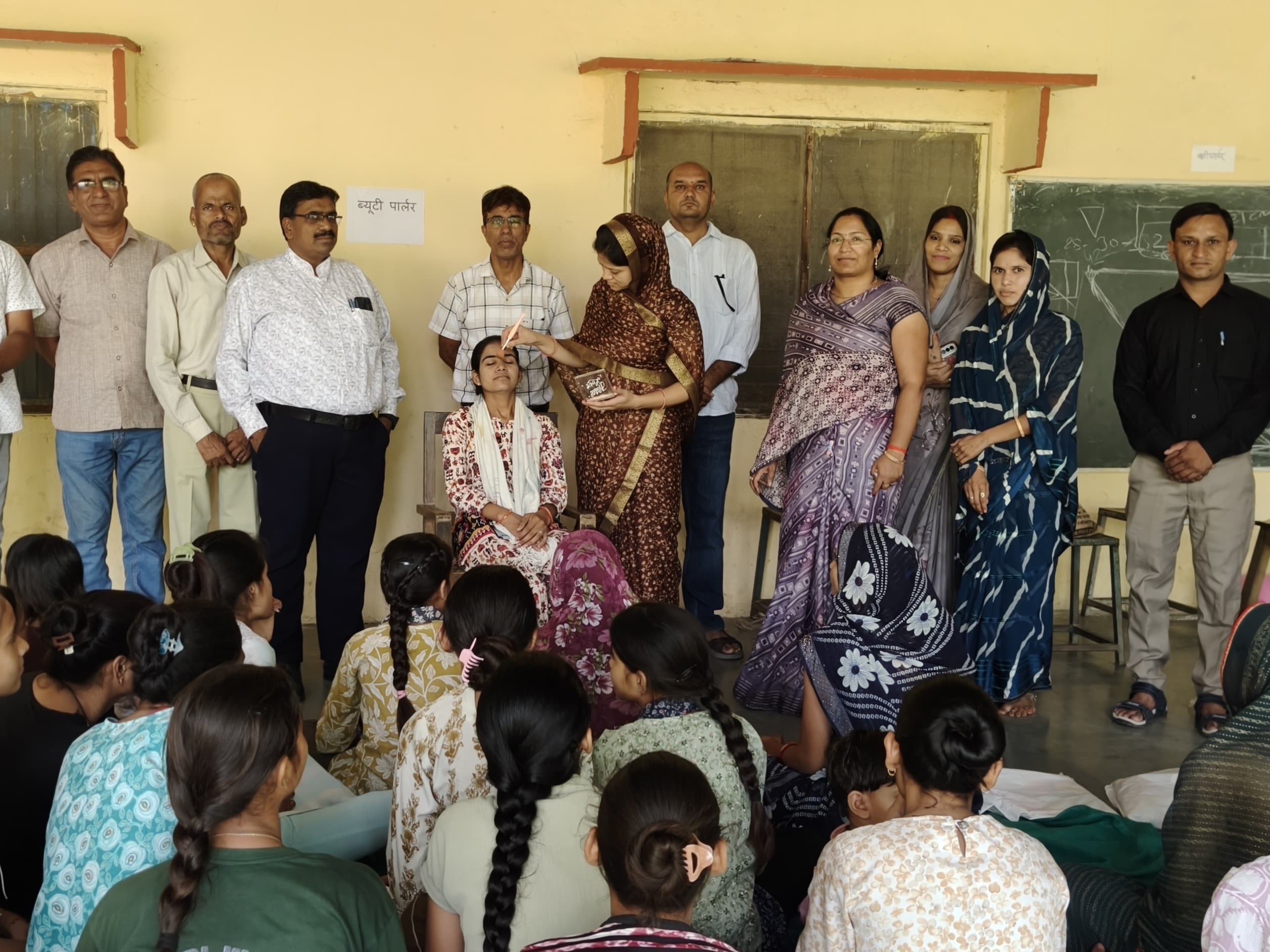 Bohera Summer Camp: Beauty Parlor Training For Women | Skill Development
