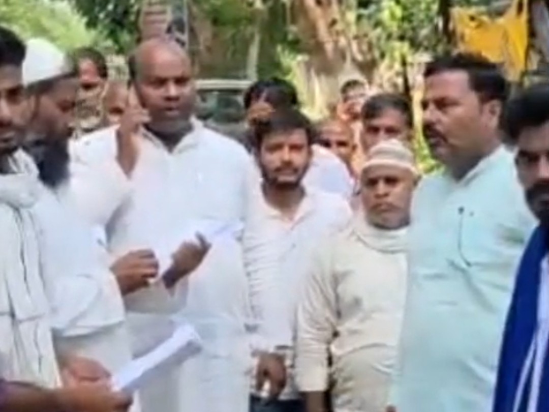 Ambedkar Nagar: Elderly Man Dies After Push Over Bike Speed; Cops ...