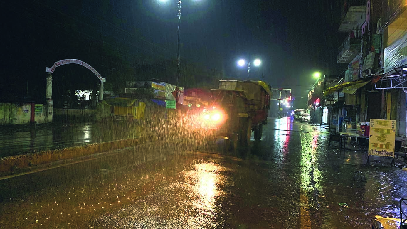 Heavy rain for half an hour washed away the heat, 10 mm rain fell in ...