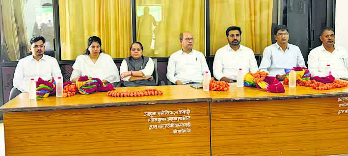 Bar Association welcomed the judicial officers and subdivisional officer.