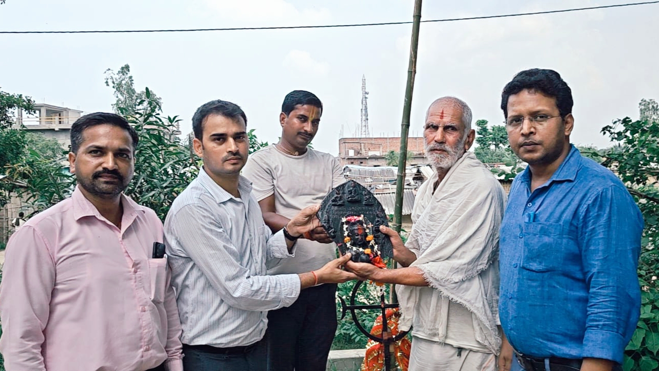 The statue of Tara Devi with inscriptions was handed over to Mithila ...