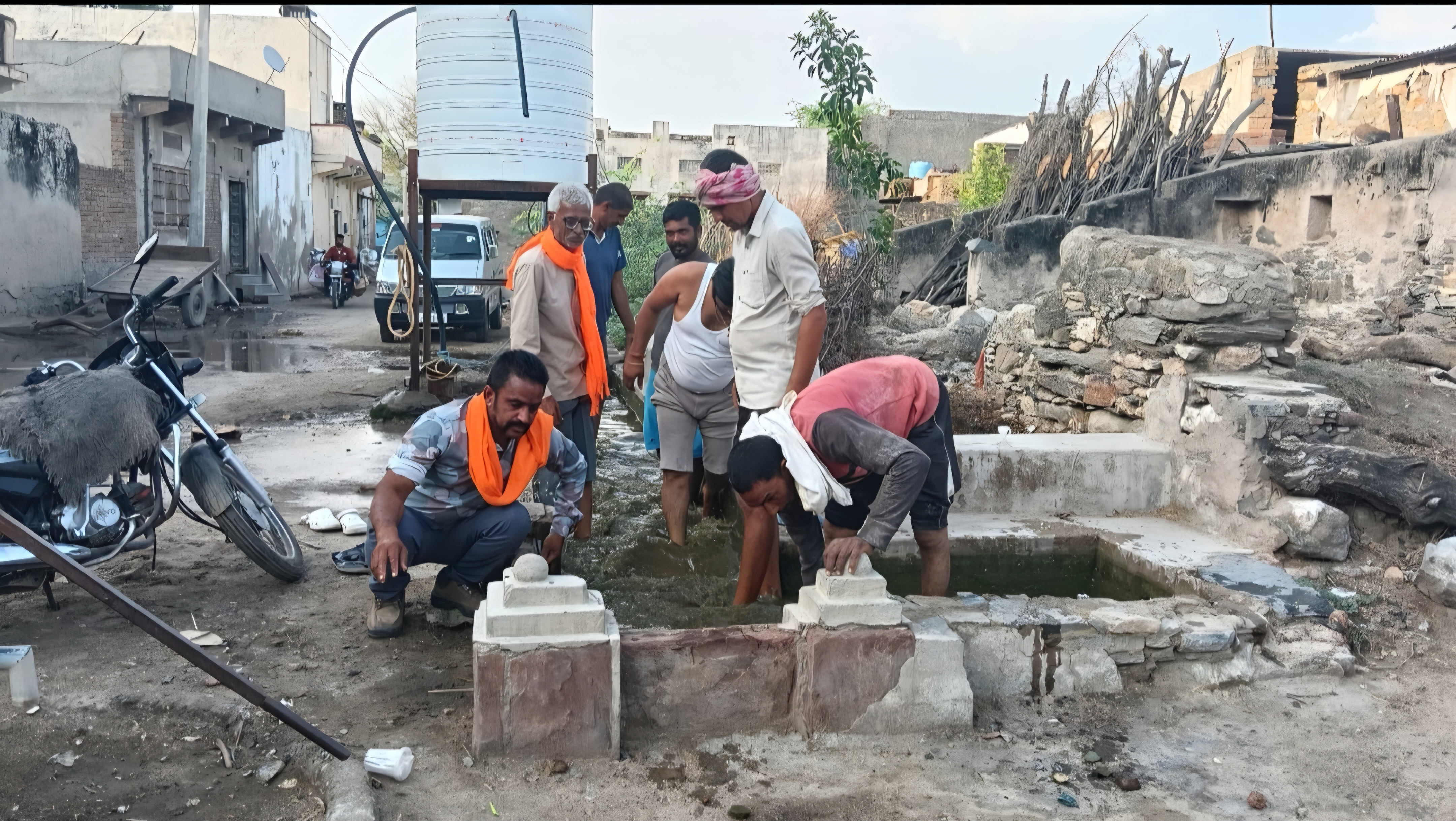 BJP workers cleaned water sources