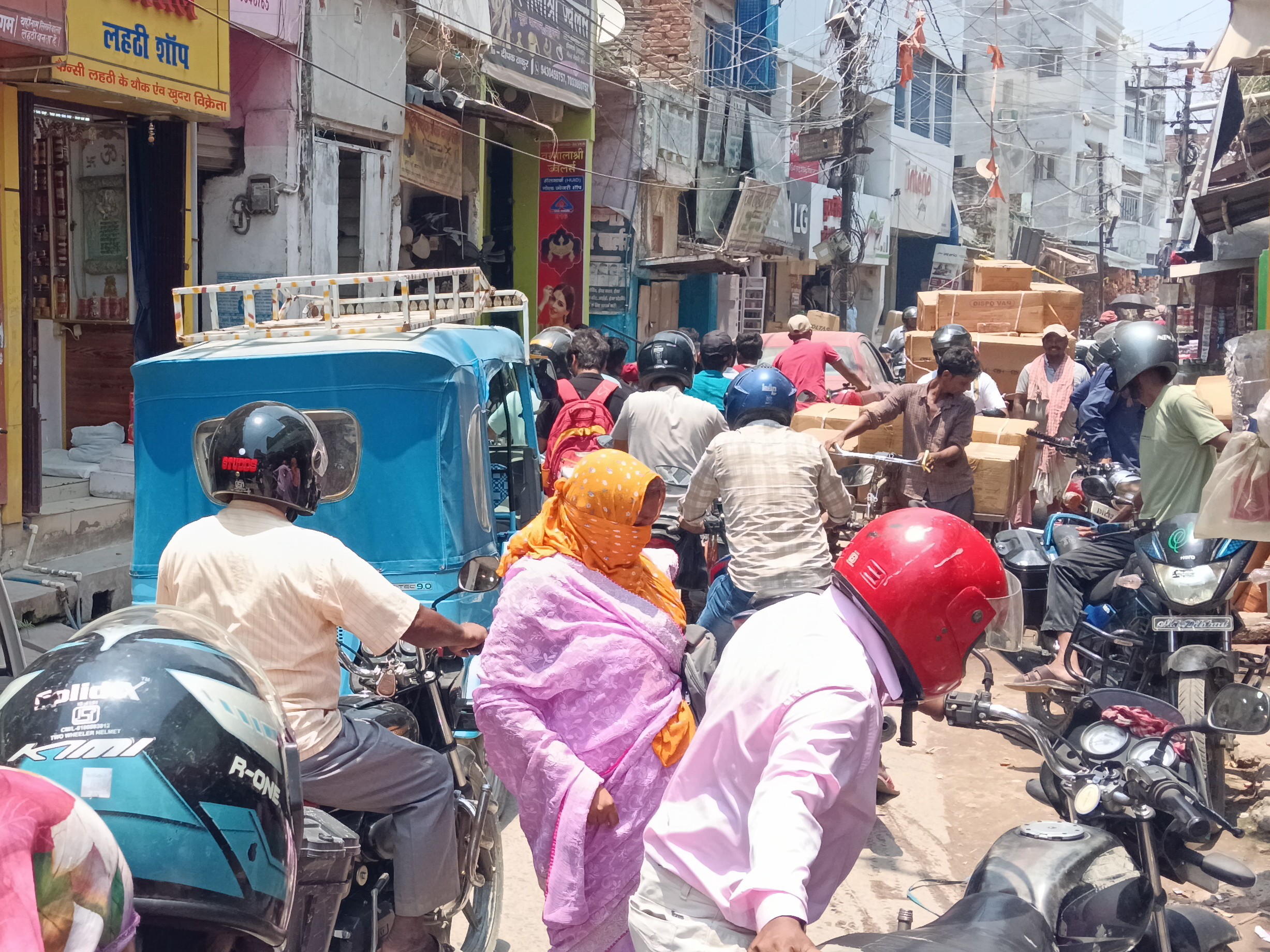 Madhubani Churi Bazaar Traffic Jam | Encroachment Main Cause