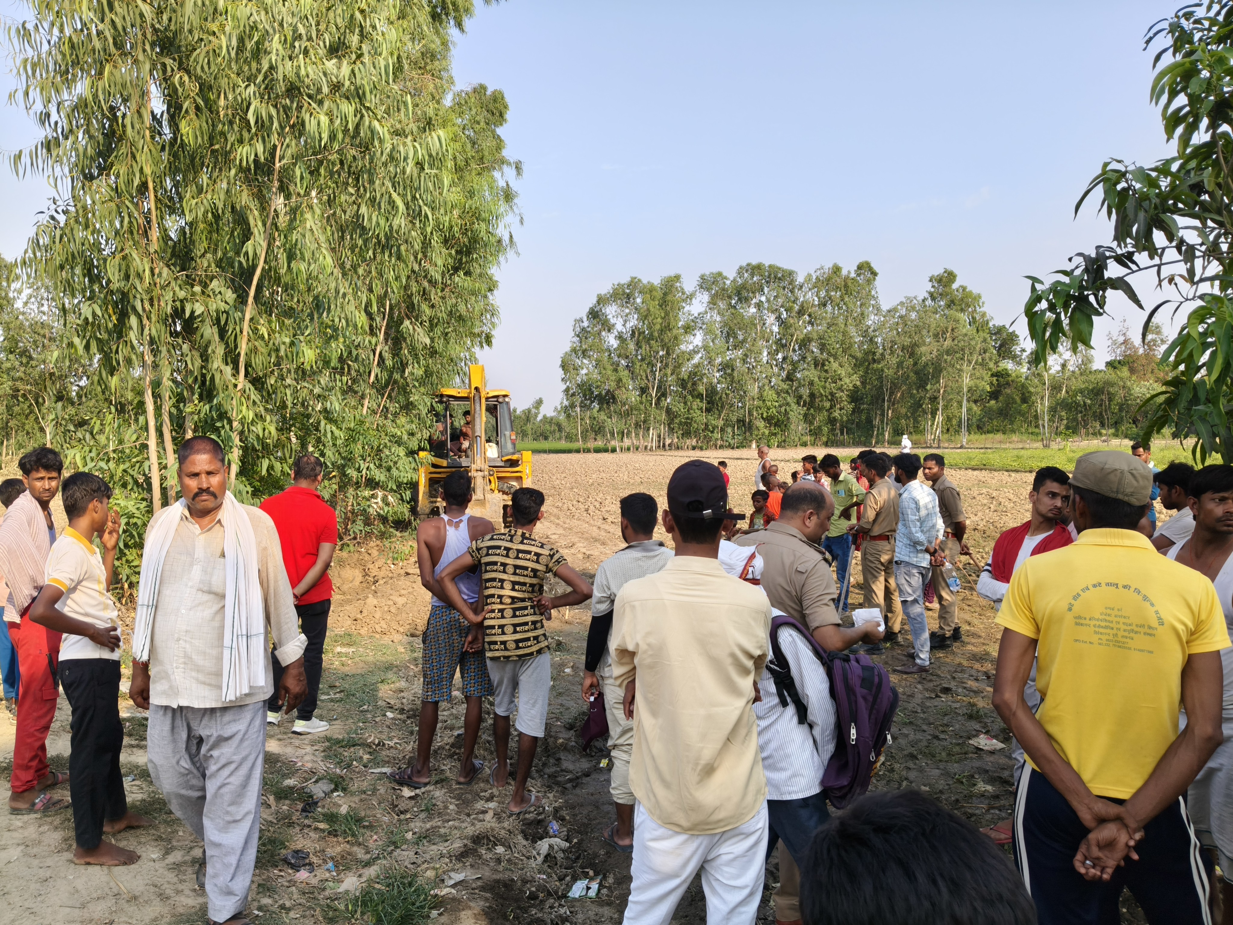 Sitapur Revenue Team Resolves Chak Marg Dispute