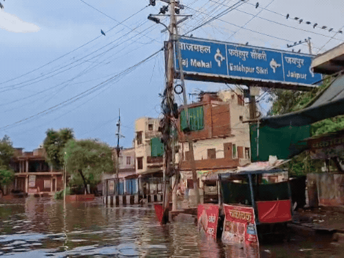Agra Waterlogging | 55 Spots Flood; Nagar Nigam Fail Rain Alert