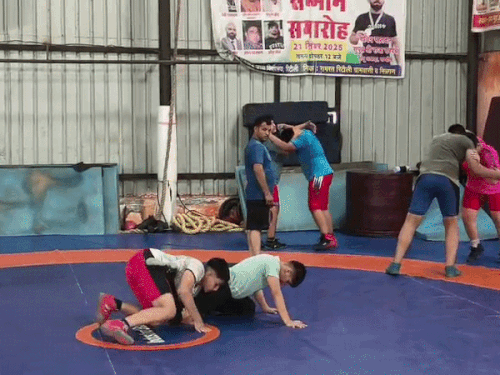 Bahadurgarh Wrestler Diksha Dalal Returns, Sonu Akhada Stars Selected ...
