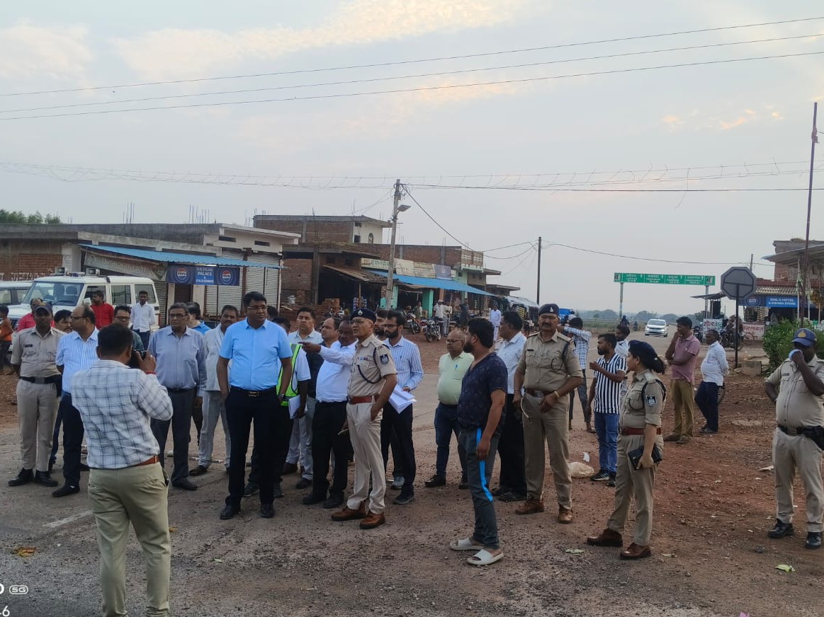 Hanumana Zebra Crossing & Indicator Board | Collector SP Visit