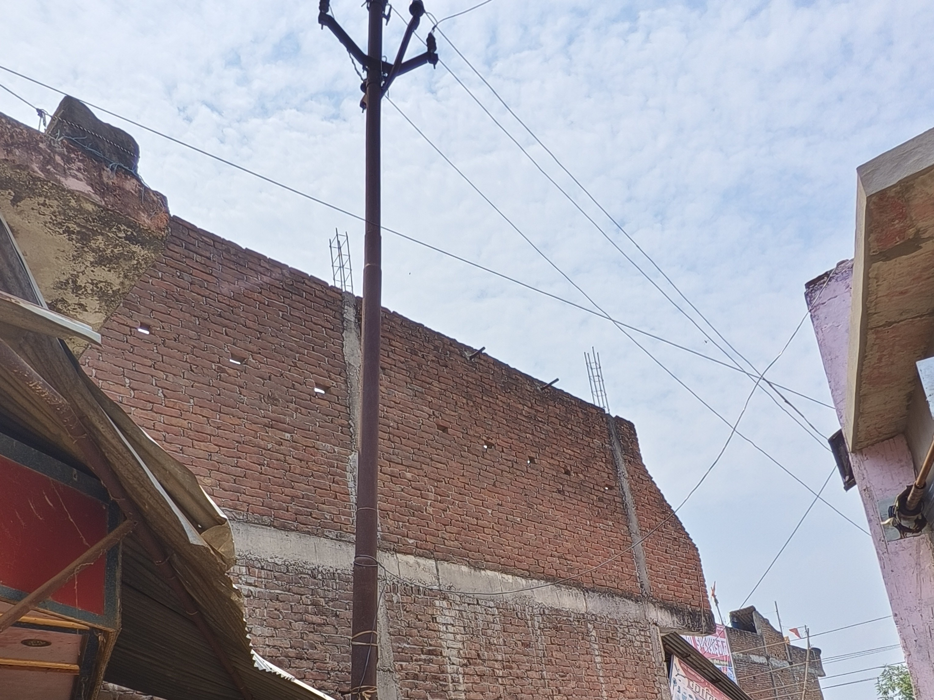 Thuthi Bari Power Line Threat | Traders Warn Protest Over Dangerous Poles