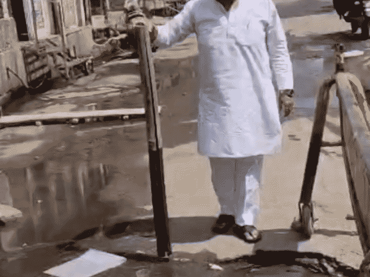 Shinde Ki Chhawni Road Subsidence | Gwalior Sewer Line Burst