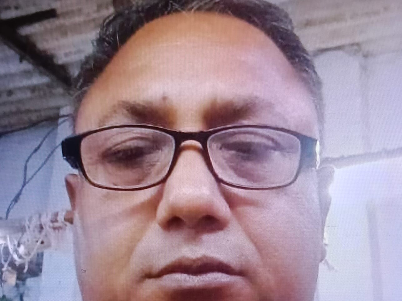 Maharajganj Man Dies Mumbai Sewing Factory | Shav Gaon Pohancha