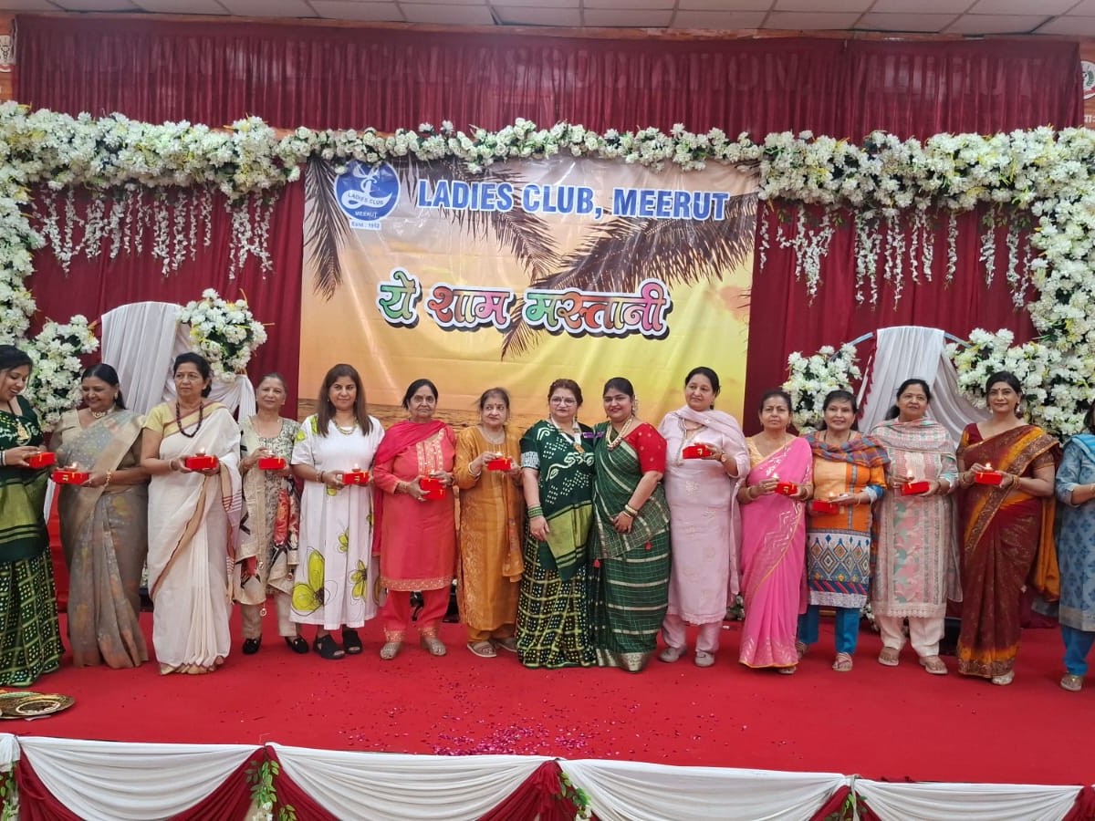 Ladies Club Meerut Annual Celebration: Former Chairperson Honored