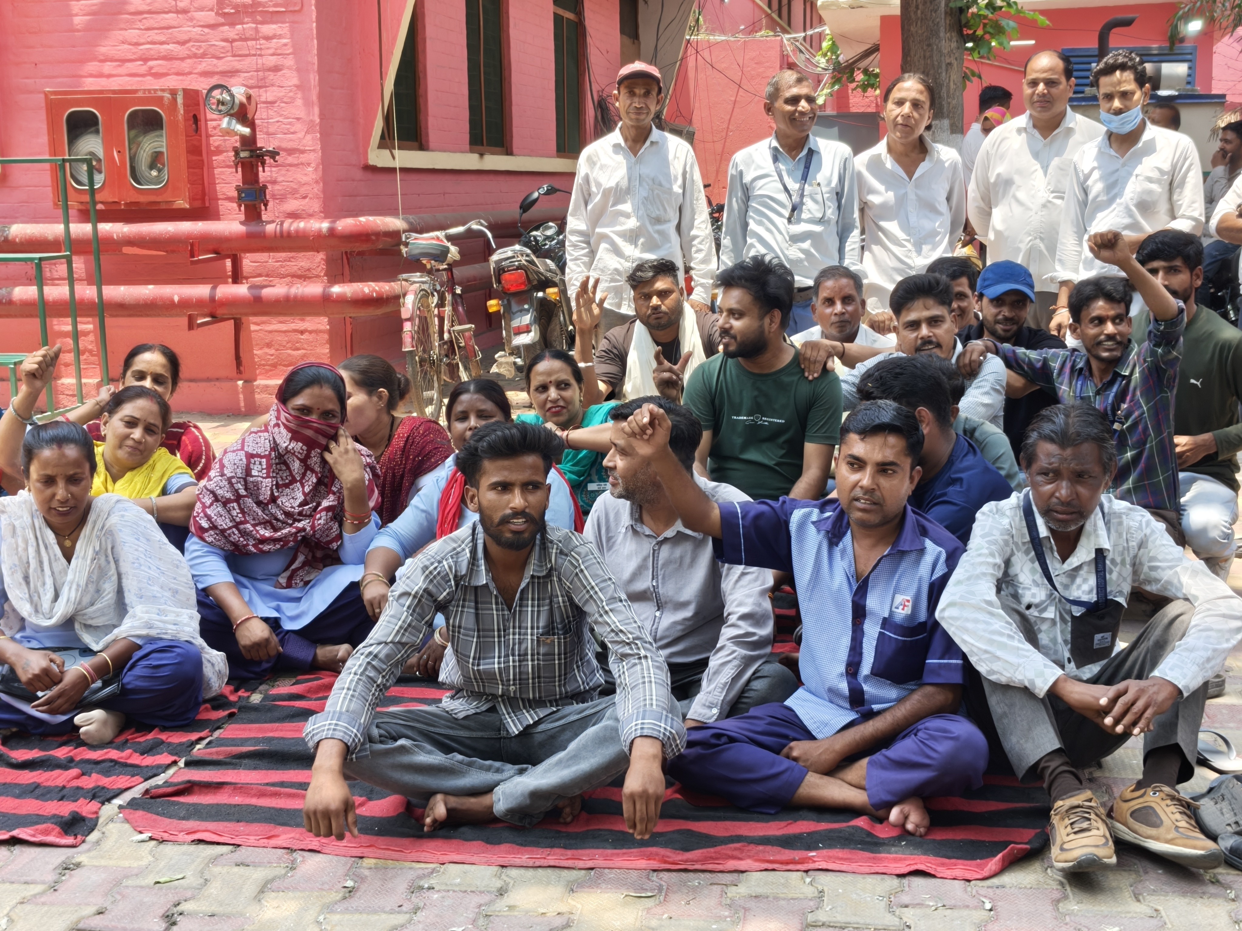 Saharanpur Hospital Sweepers Strike Warning Over 3 Months Unpaid Wages