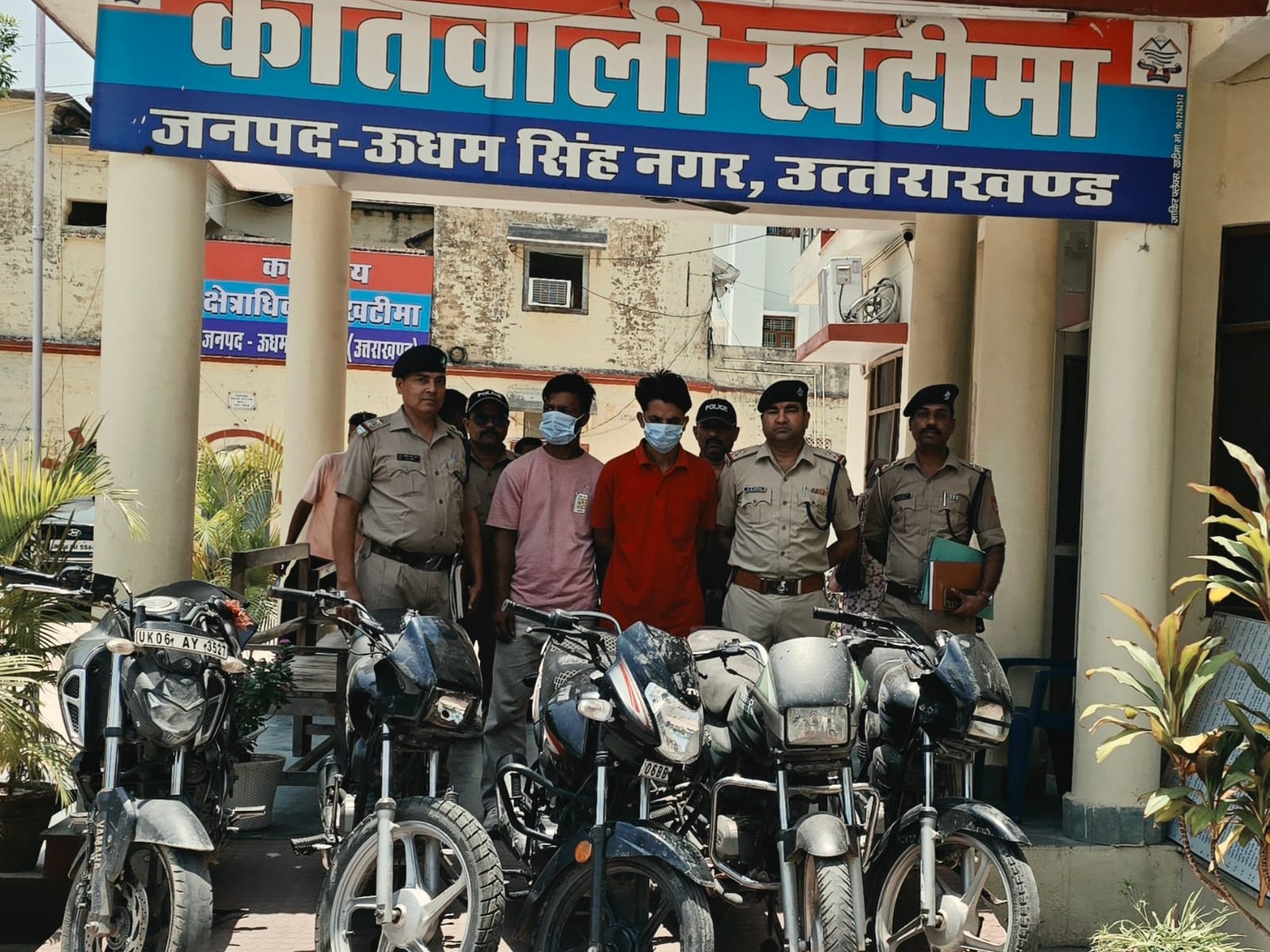 Khatima Police Bust Bike Theft Ring: 5 Stolen Motorcycles Recovered