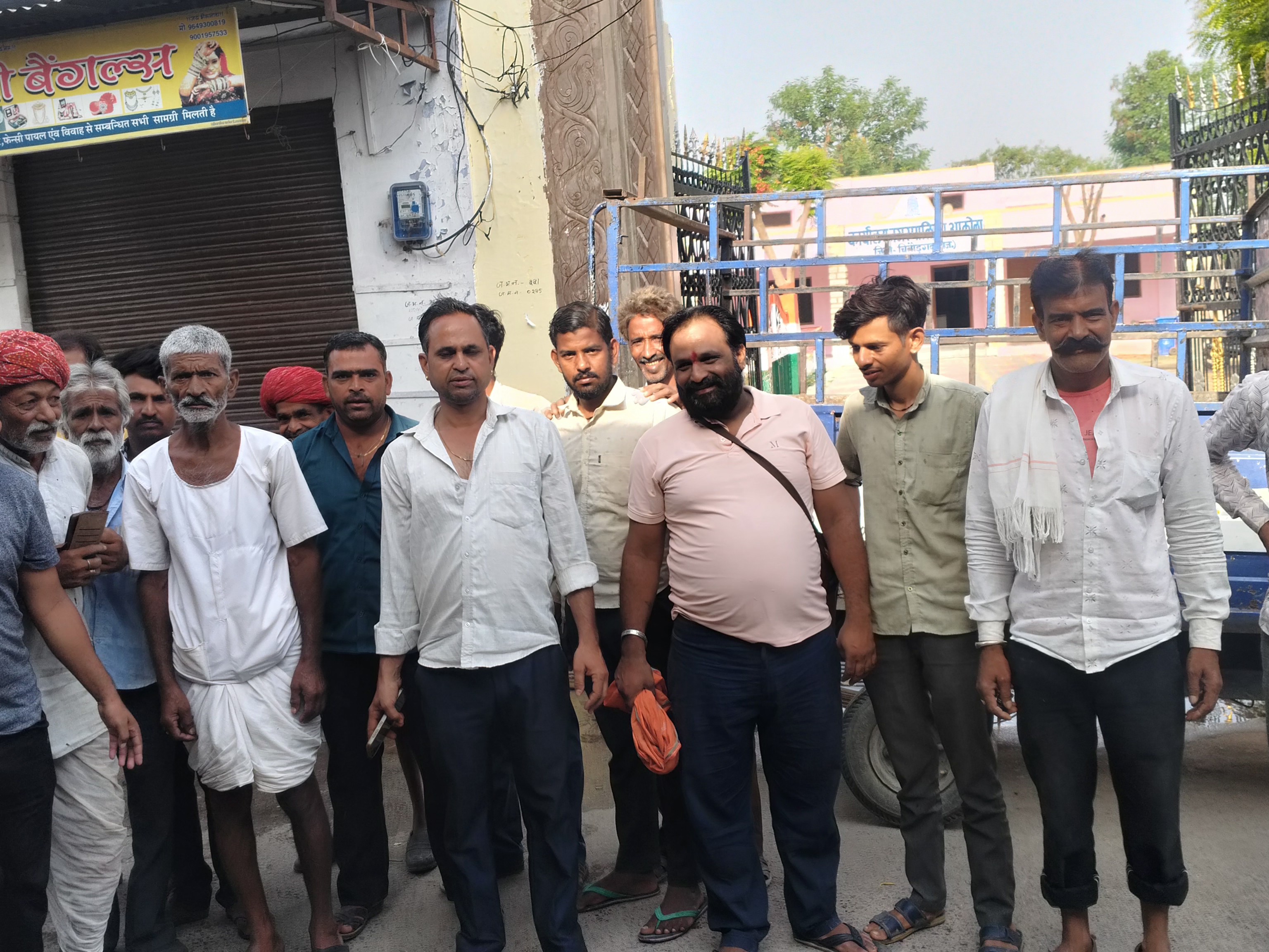 Akola Villagers Protest Municipality Over Dead Calves Attacked by Dogs