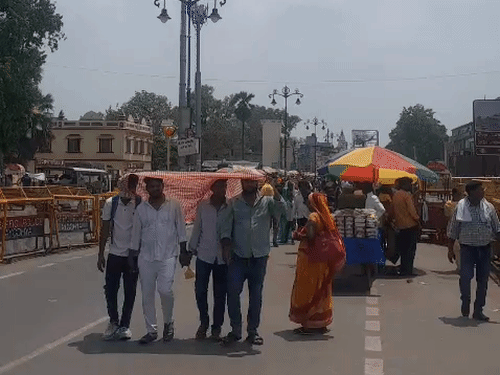 Ayodhya. Ayodhya's maximum temperature reached 39 degrees Celsius;