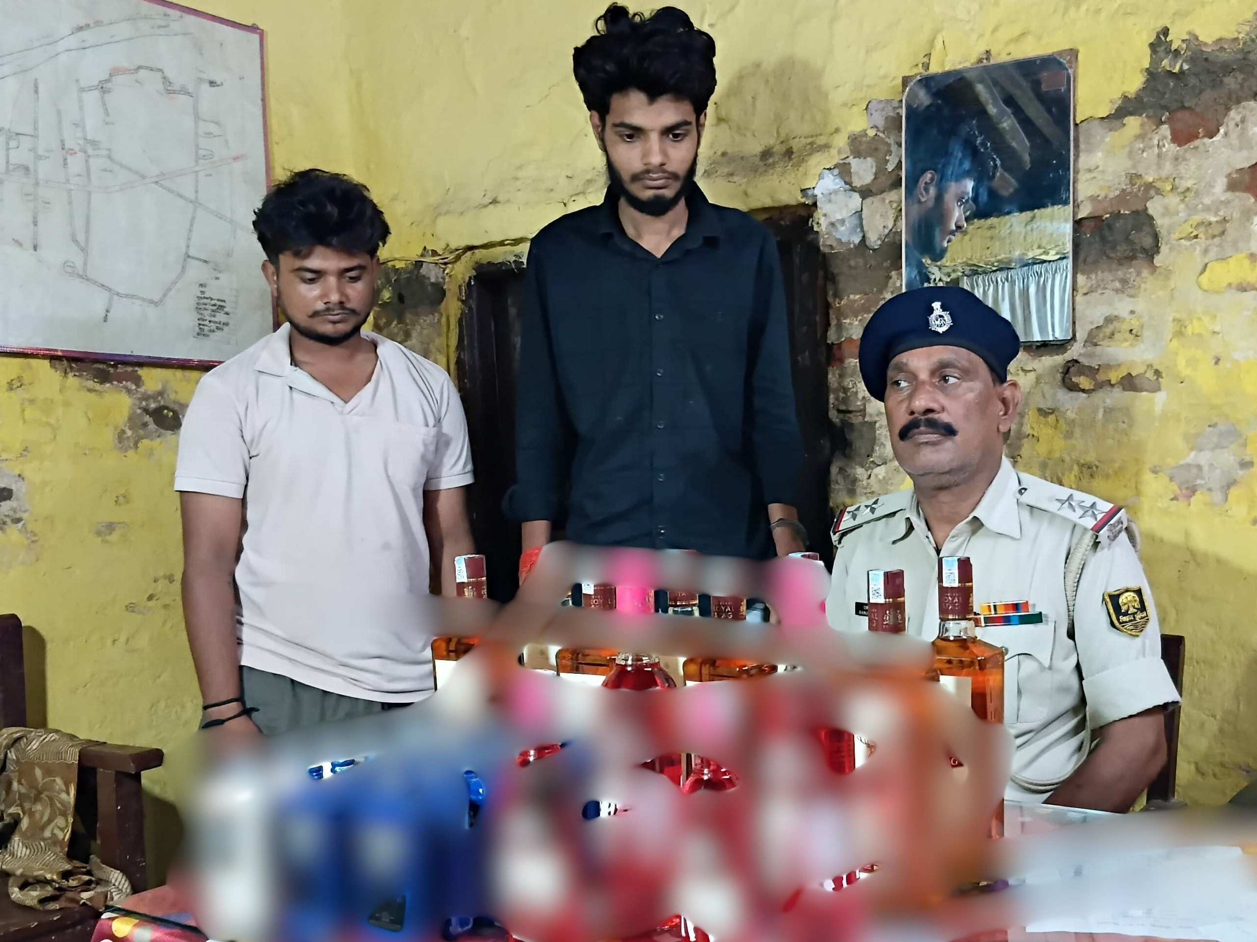 Bhojpur Police Big Action | Illegal Liquor Seized, Two Smugglers Nabbed