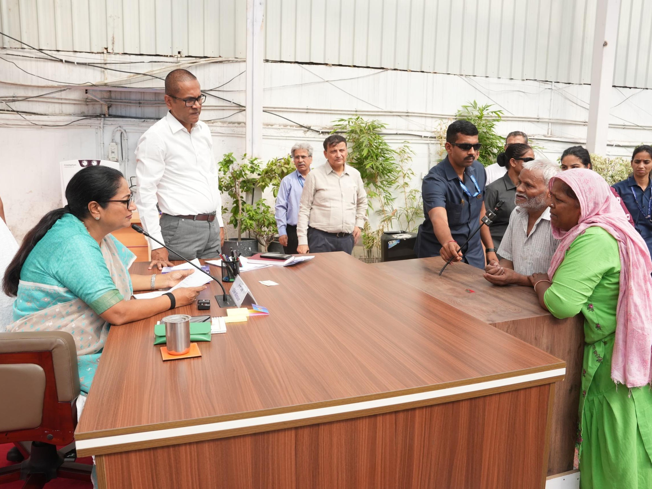 Delhi CM Rekha Gupta Hears Public Issues | MCD, Police, Social Welfare