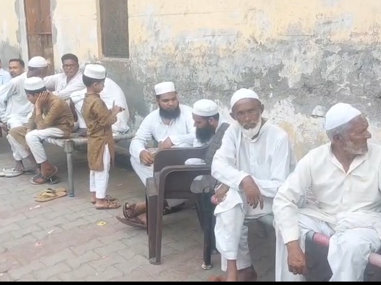 Baghpat House Fire Gas Leak | Child Death, 2 Injured