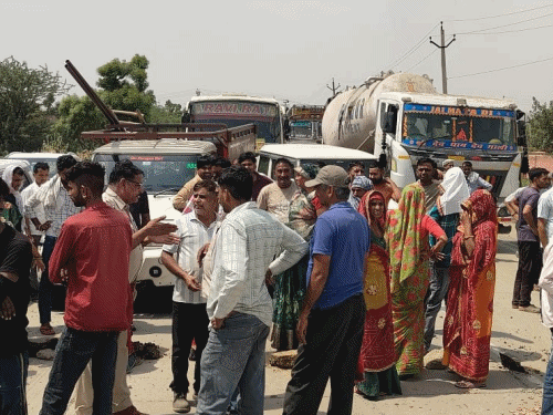 Gothra Water Crisis Protest | Women Block Road in Khetri