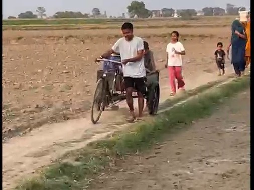 Karnal Water Crisis | Village Pipe Burst Forces Tubewell Supply