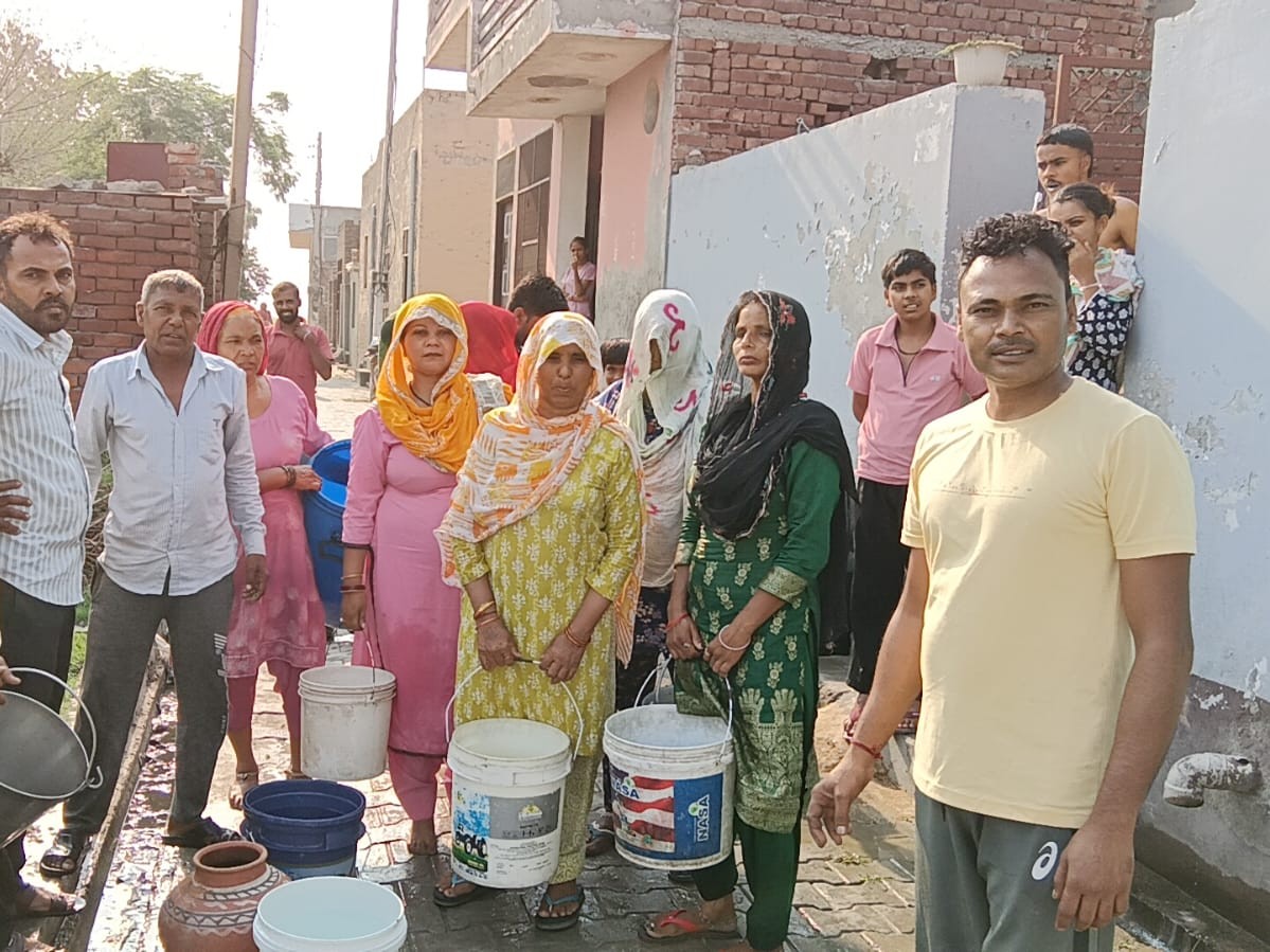 Karnal Water Crisis | Village Pipe Burst Forces Tubewell Supply