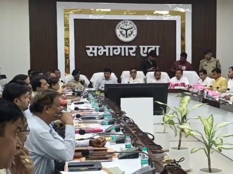 Eta Minister: Paper Leavers More Vidwan | Minister Kailash Rajput Statement