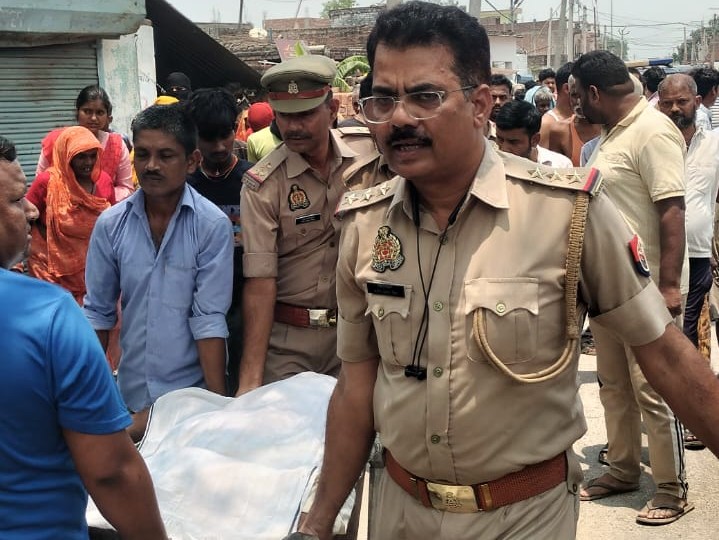 Bahraich Accident | Elderly Cyclist Killed by Truck, Driver Absconding