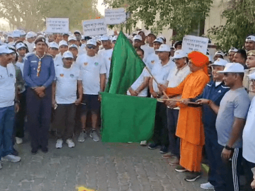 Plant Trees, Conserve Water: Duty! Sikar Run For Environment