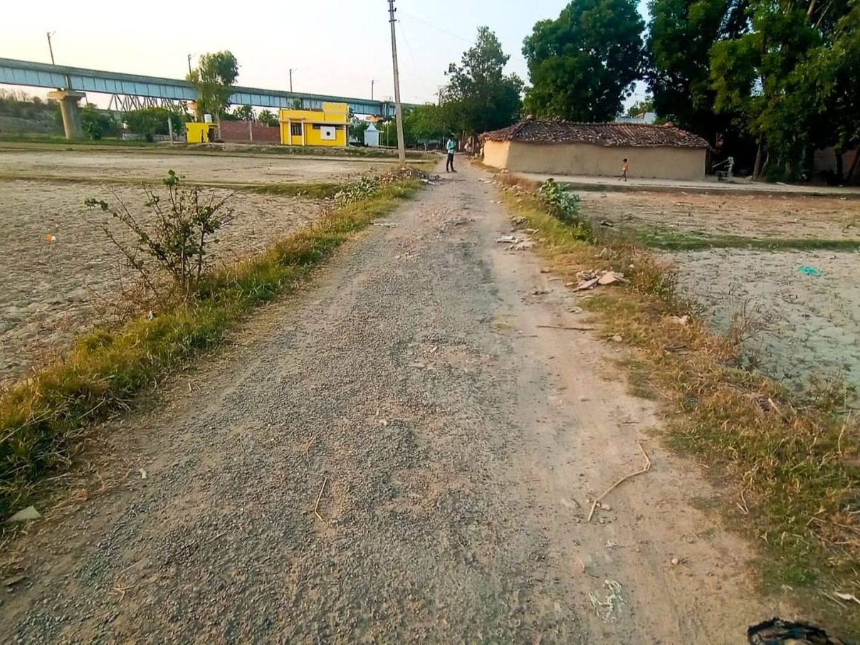 Amilia Kalan Road Bad Condition | Prayagraj Jaisal Basti Issues
