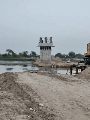 Fatehabad Bridge Girder Fall | Agra Yamuna River Accident