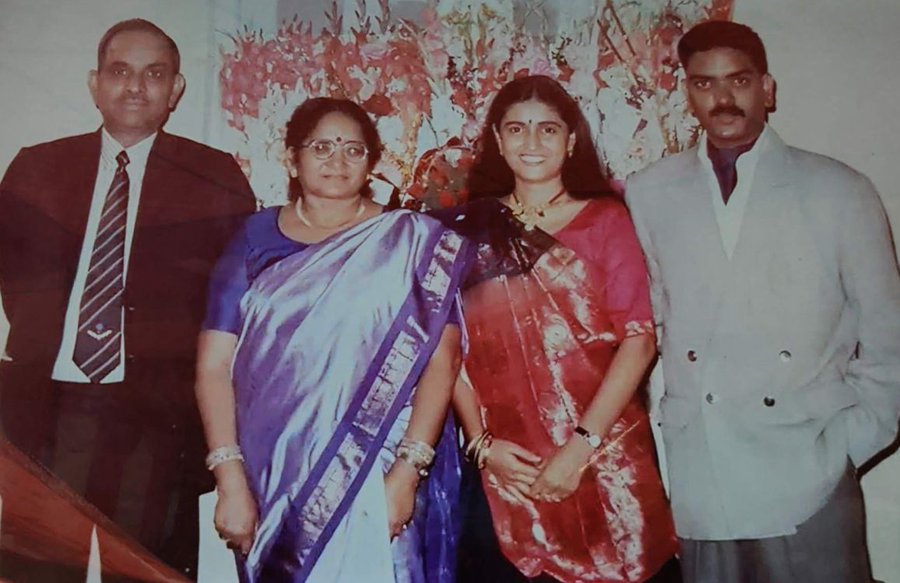 Minister Aseem Arun Shares Meerut Yaadein | Service & Family Connection