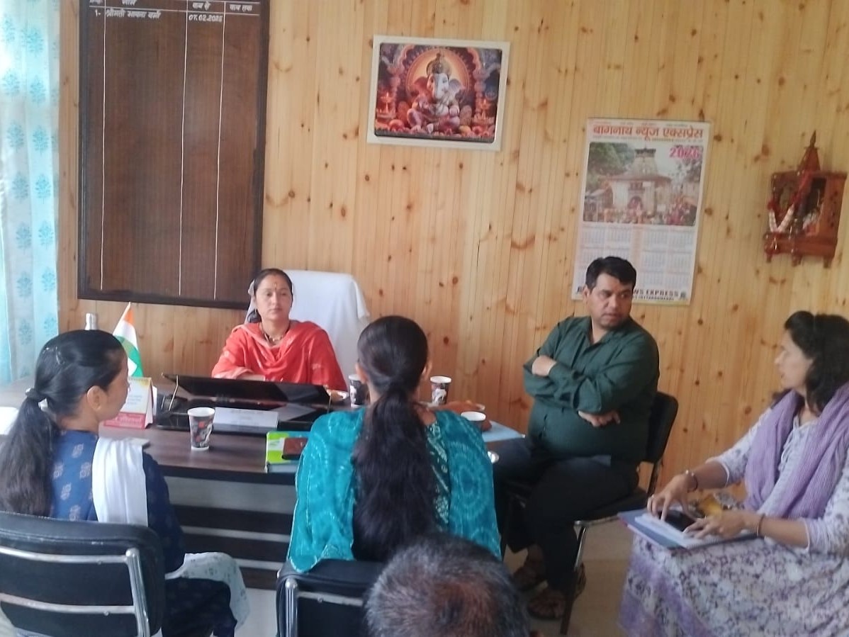 Garud Nagar Panchayat Meeting: Shauchalay Use & Swachhta Demand