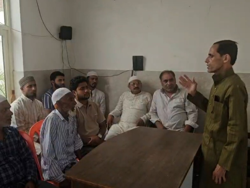 Sambhal SP Tree Plantation | World Environment Day Message