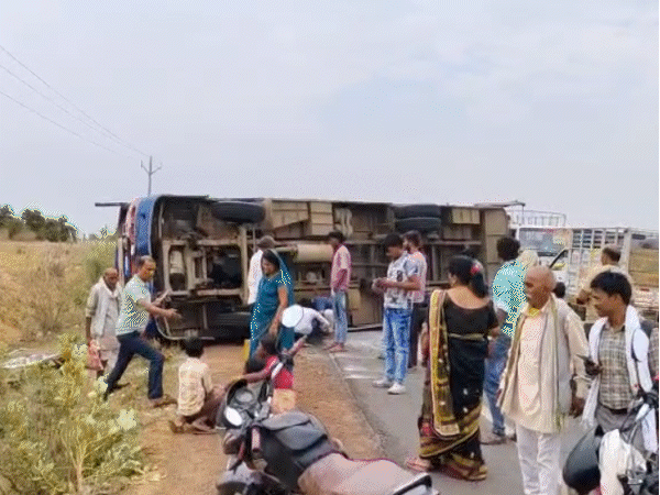 Satna Bus Accident Kothi | Two Dozen Injured