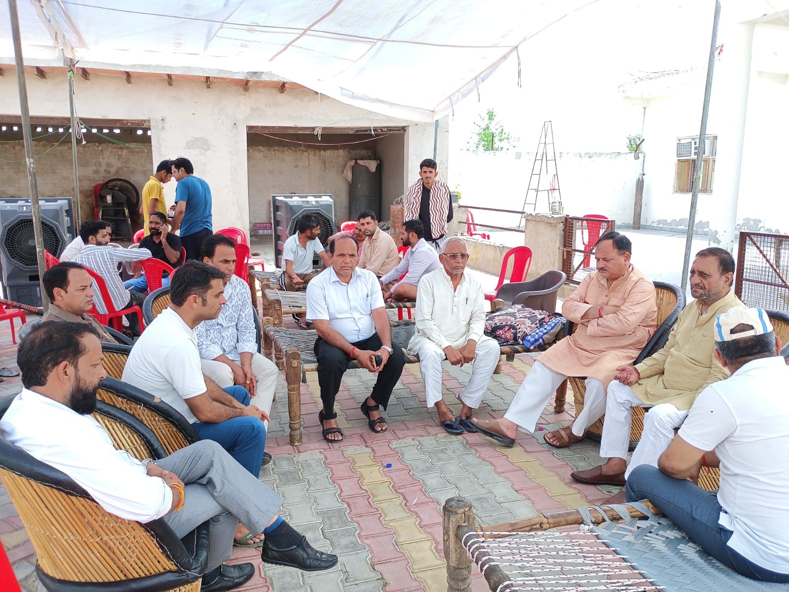Sivalikhas Ex-BJP Candidate Maninder Pal Singh Expresses Condolences