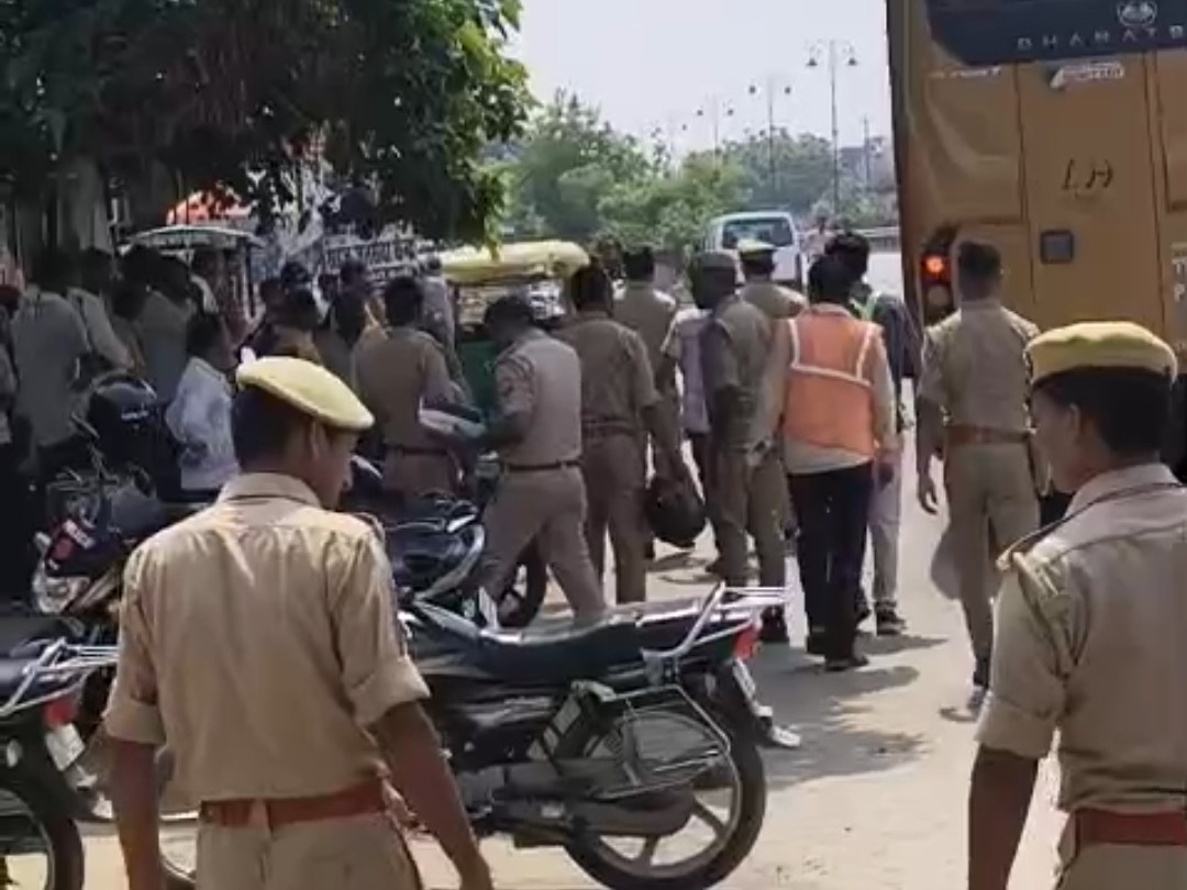 Basti Accident: Elderly Death at Kapilvastu Chowk, Bus Hit | Latest News