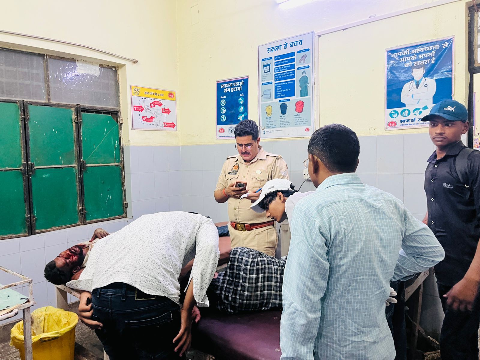 Auraiya Road Accident | Bike Hit By Car, Two Youth Injured, Saiifai ...
