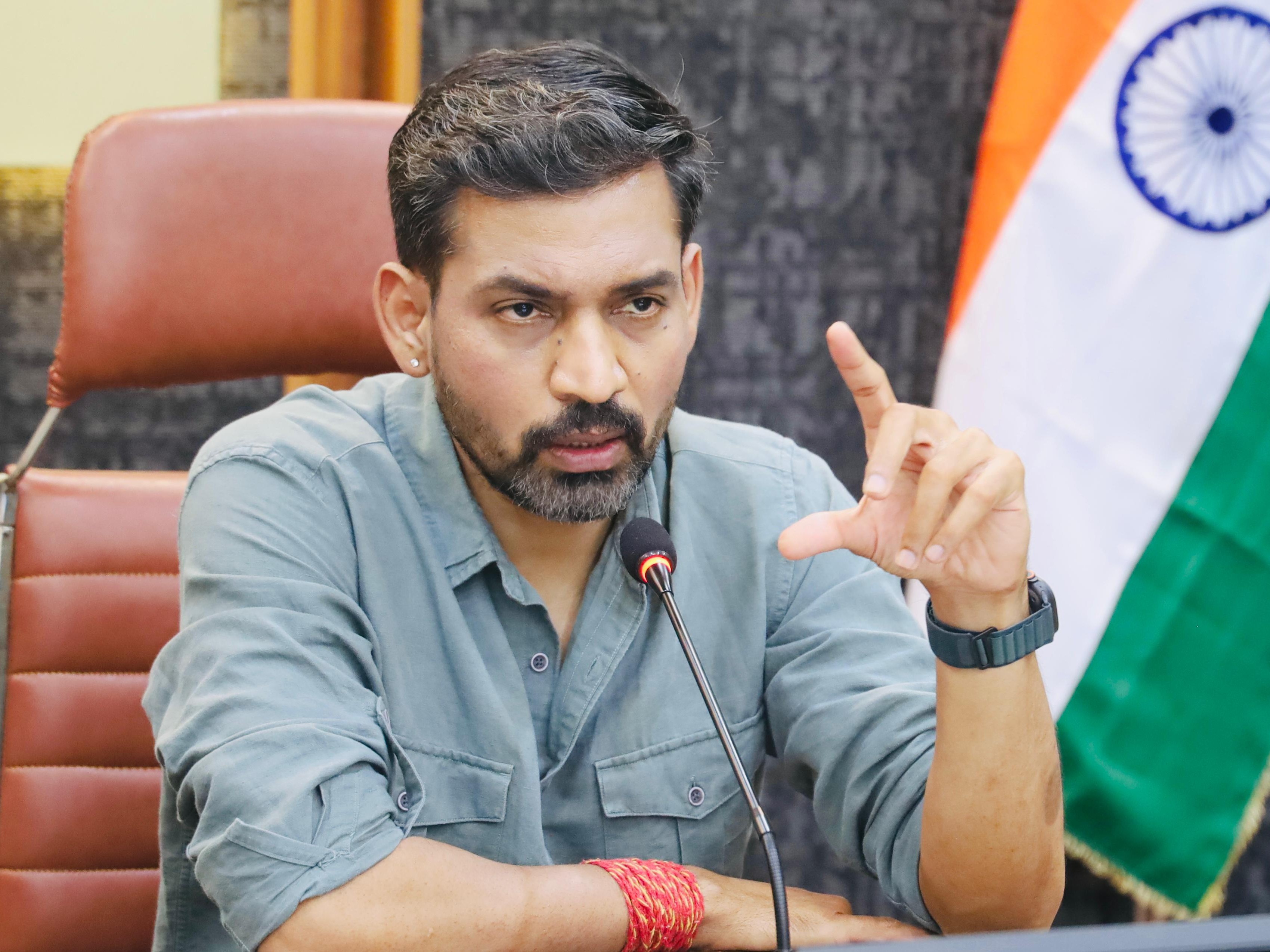 Dehradun DM Naraaz Over Green Building Project Slow Progress | Smart ...