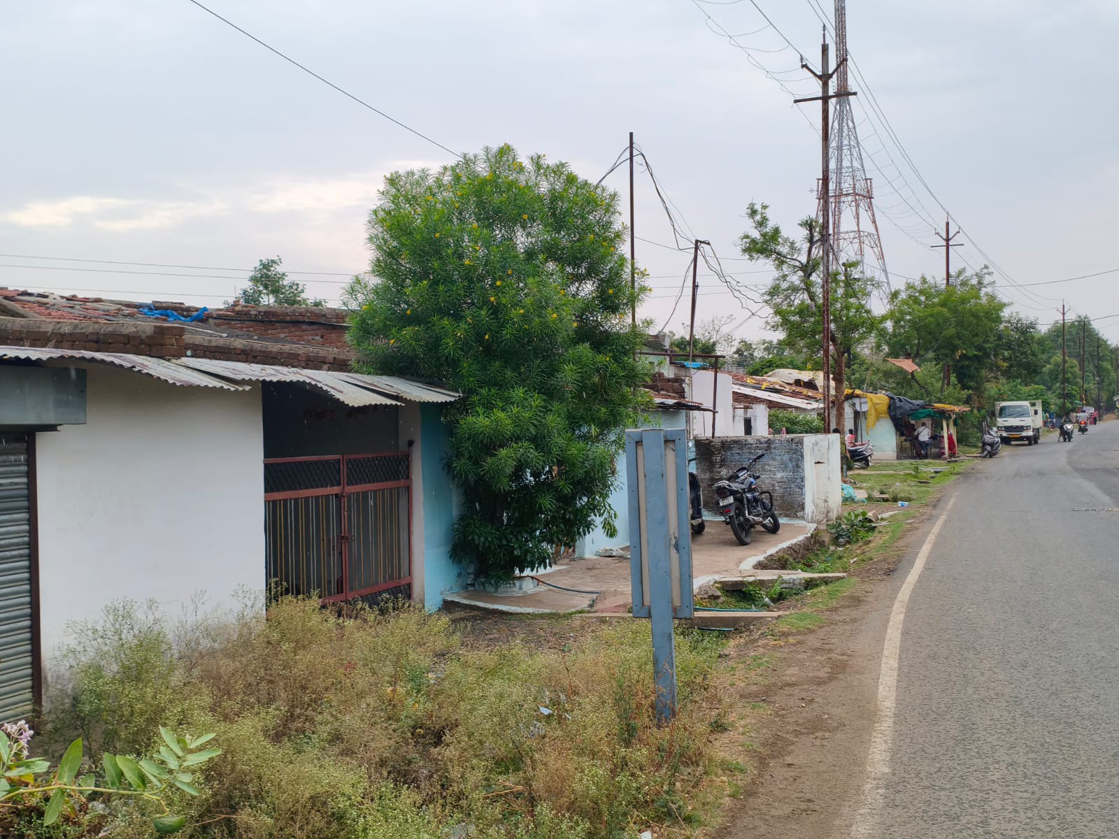 Balaghat Tehsil Bhawan Land Eviction | 62 Families Get Ultimatum