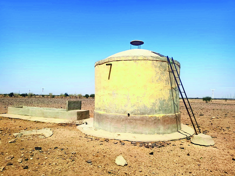 Achal Singh's Dhani has been facing drinking water crisis for the last ...