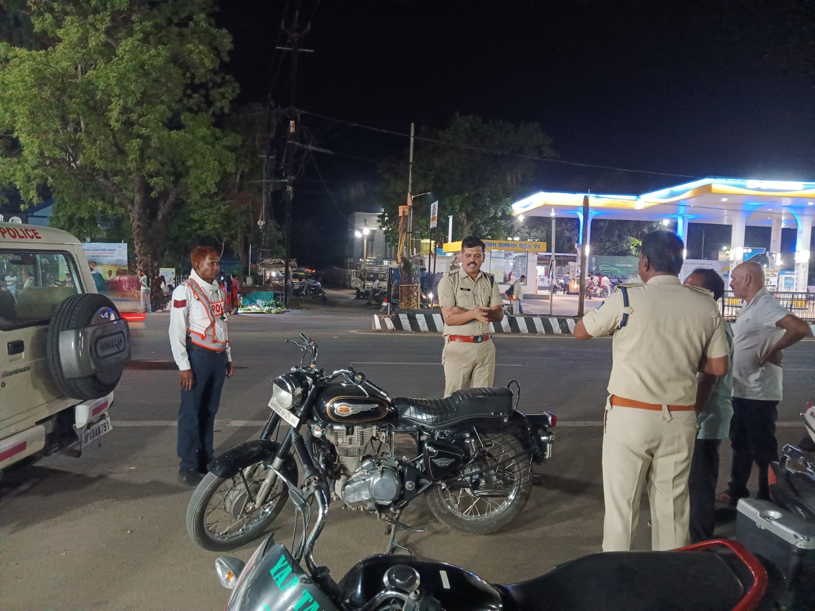 Seoni Traffic Police Collects Rs 9000 Fine for Modified Silencers