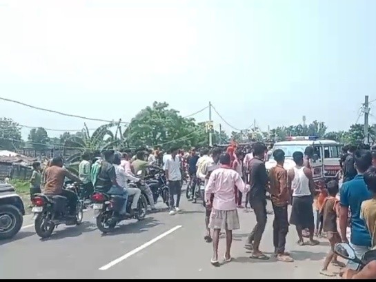 Bagha Prem Vivah Drama | Woman Climbs Mobile Tower; Police Intervene