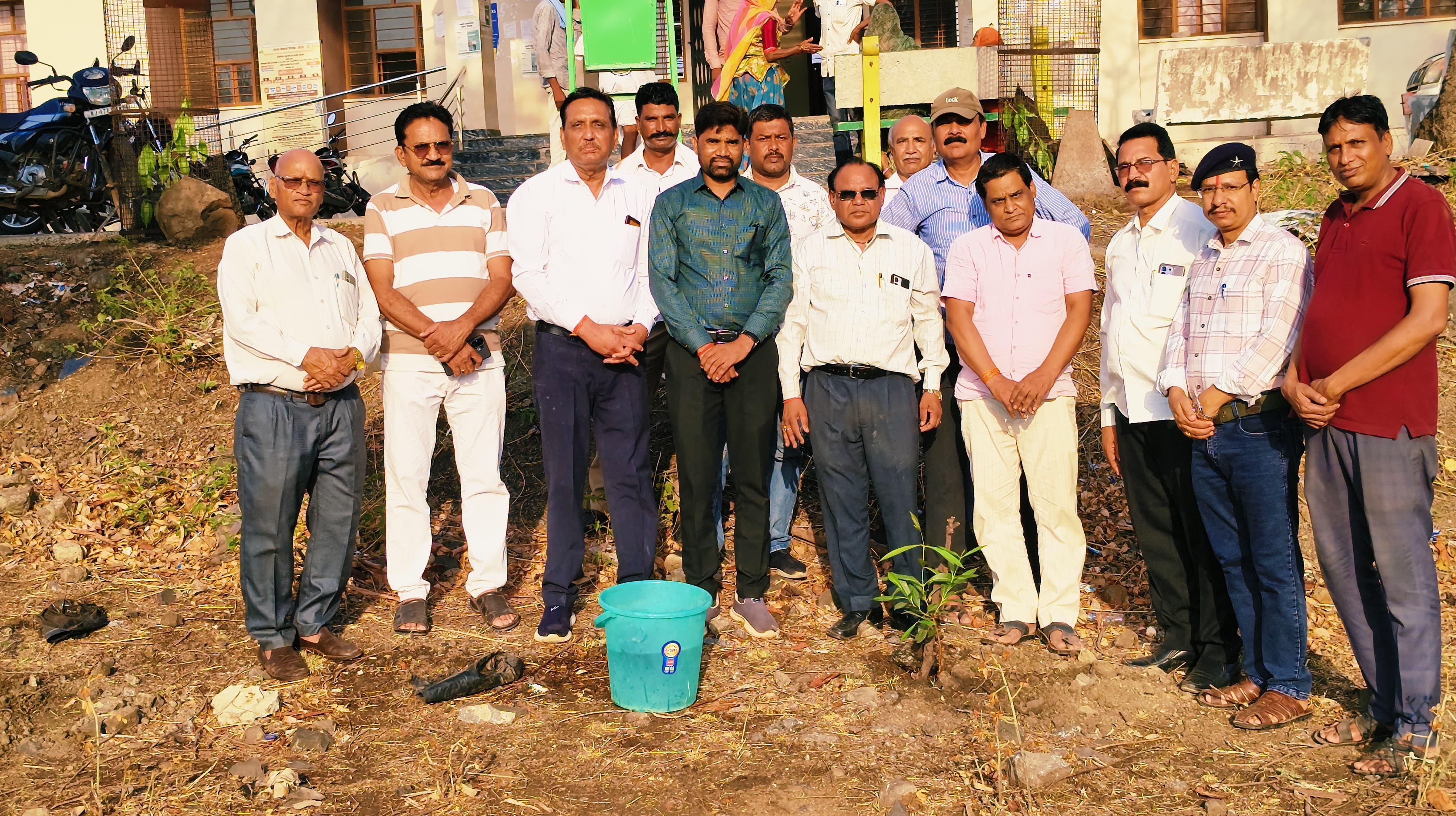 Neem and mango trees were planted in the tehsil premises.